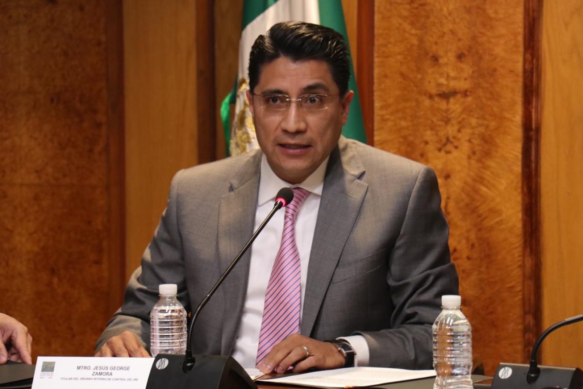Intervención de Jesús G Zamora, durante la firma de convenio de ...