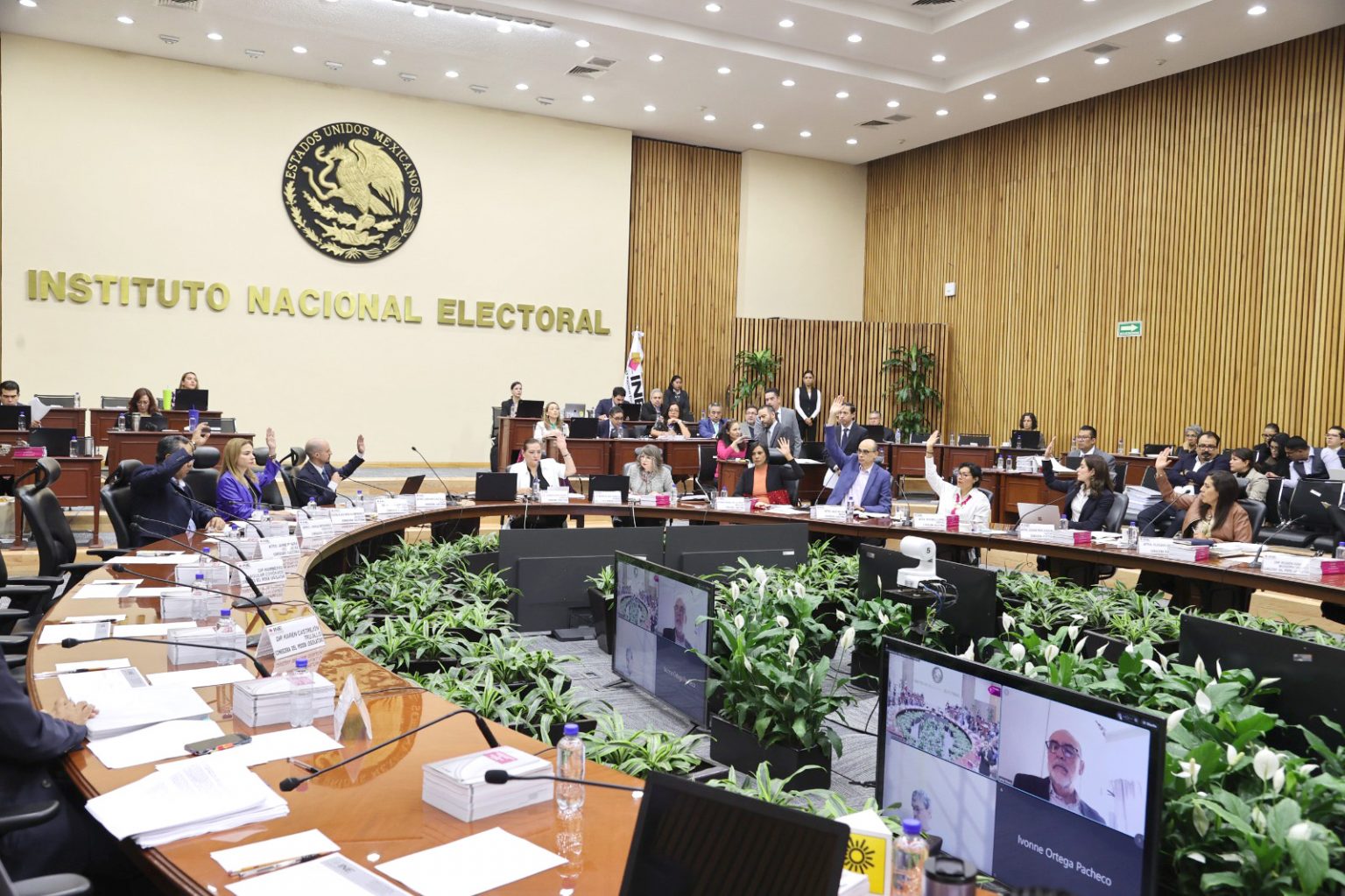 Aprueba INE recomendaciones sobre la difusión de actividades de precampaña y campaña en ...