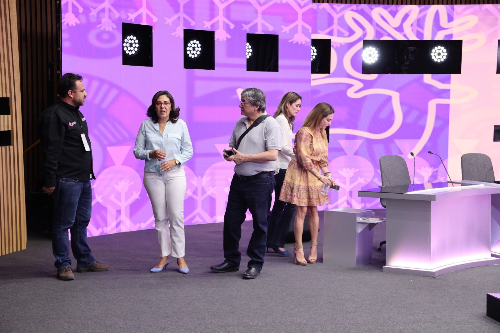 Gráficos Del Debate Sobre El Control De Armas