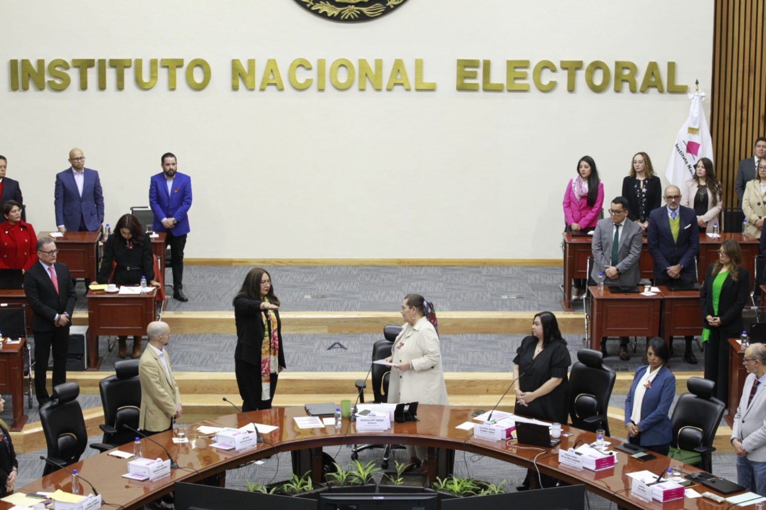Designa INE a Claudia Arlett Espino como Secretaria Ejecutiva - Central Electoral