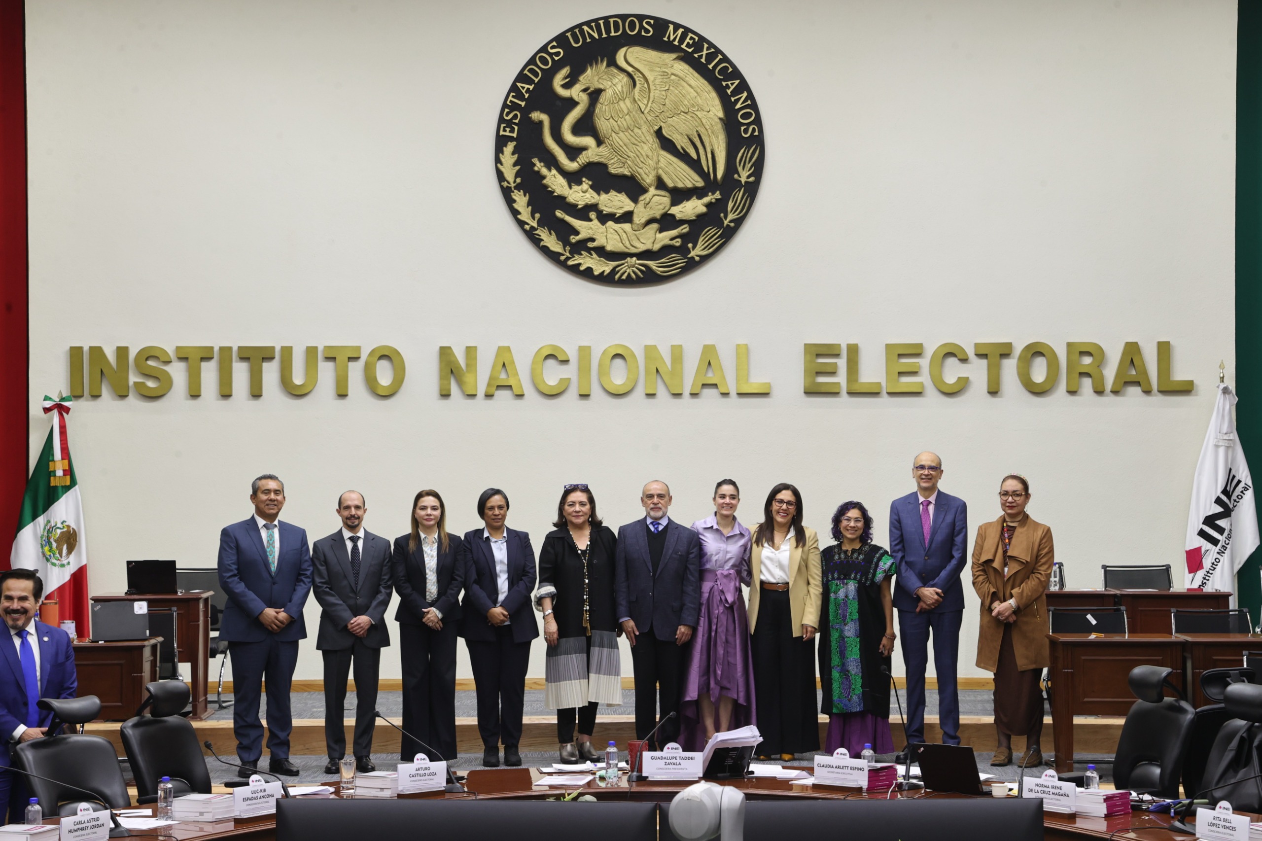 Despide el pleno del Consejo General del INE a Jaime Rivera Velázquez ...